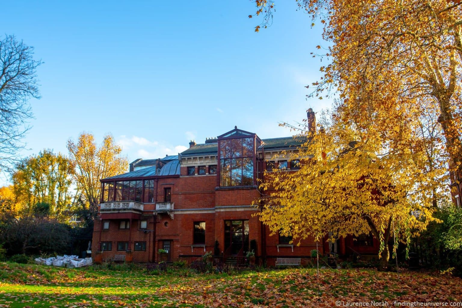 The Best Things to Do In Kensington London - Finding the Universe