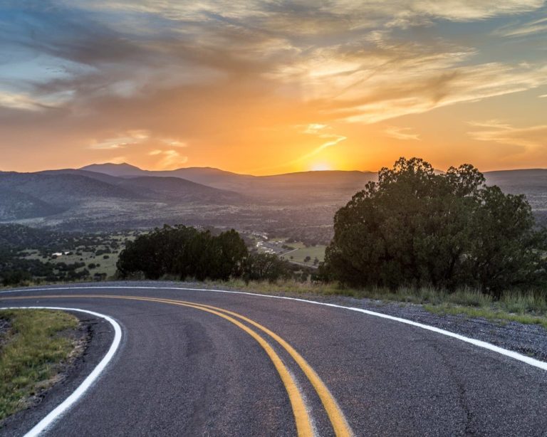 Tips for Driving in the USA - Everything You Need to Know!